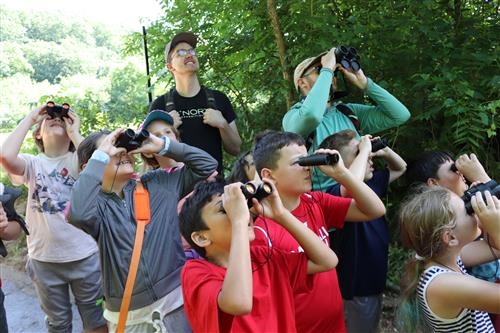 Fourth-graders take flight with Bird Discovery Explore class